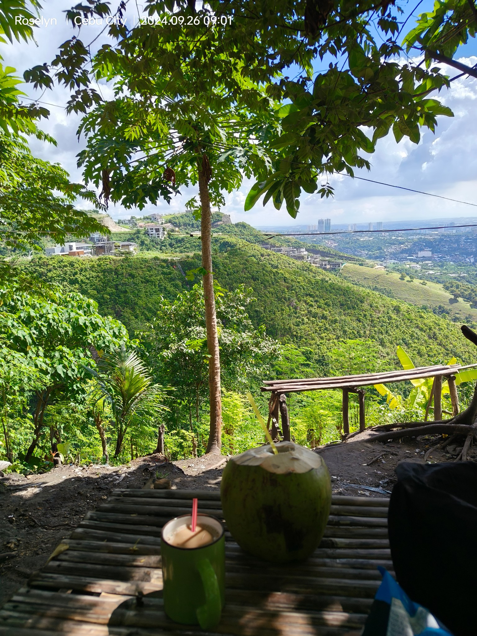 Benefits of Solo Trekking: Starbuks Trail Cebu PH – Climbing, Rocks!